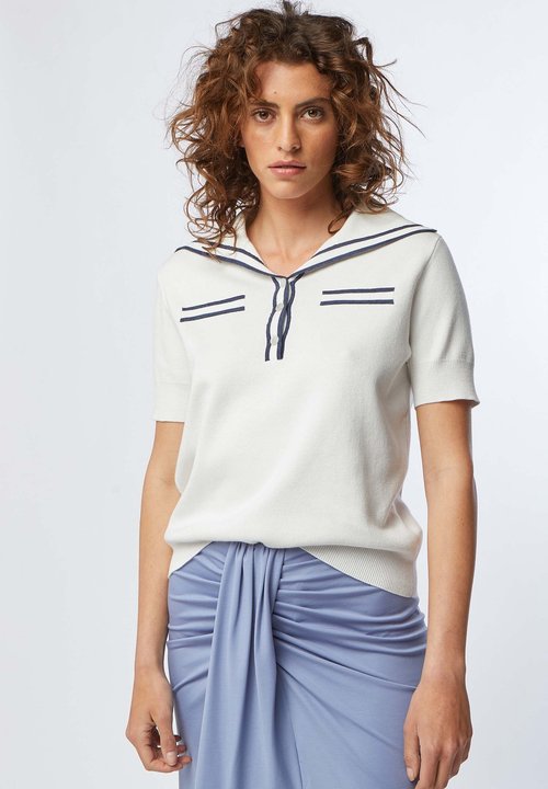 Discover affordable women’s clothing online on sale | ZALANDO