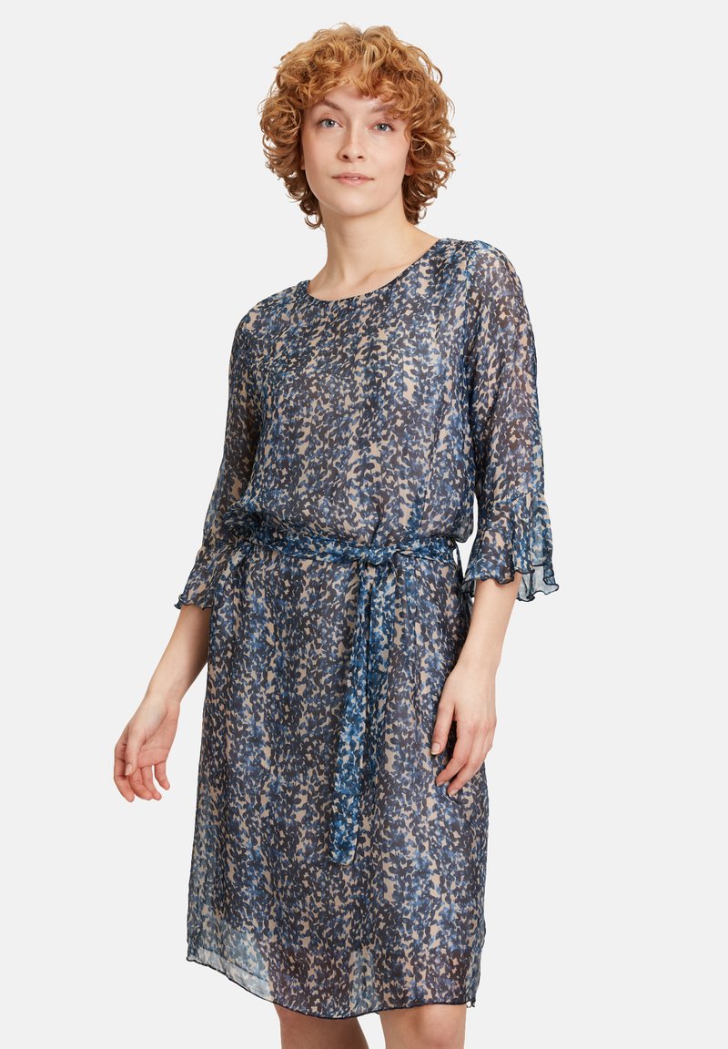 Cartoon SOMMER MIT 3/4 ARM - Robe de jour - beige blau/bleu - ZALANDO.FR