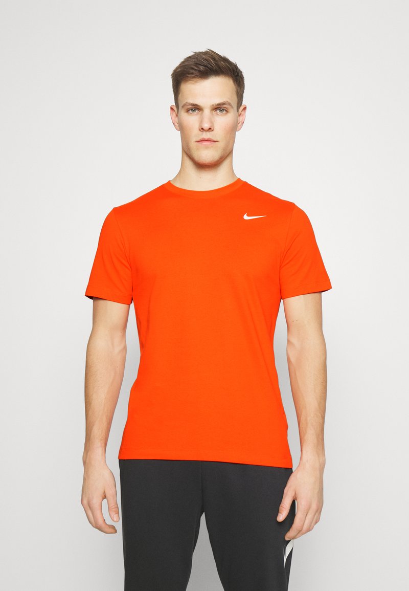 Nike Performance Tee Crew Solid Sport T Shirt Picante Red White