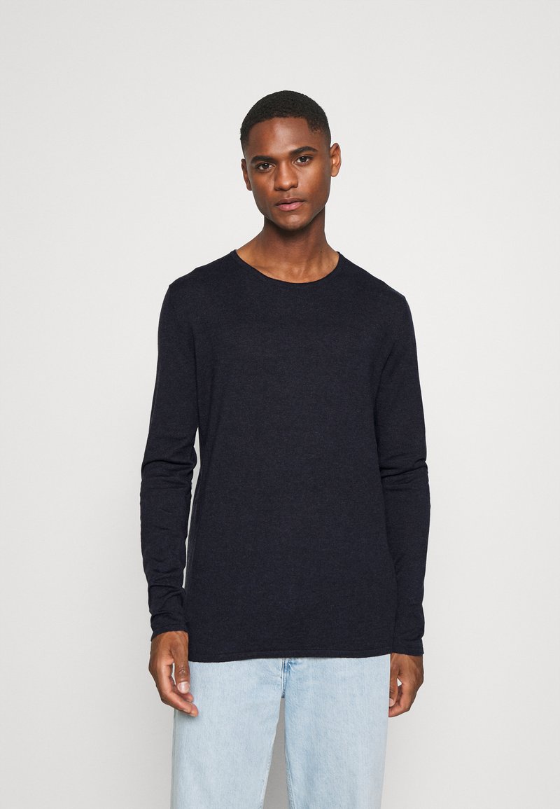 Selected Homme SLHROME LS CREW NECK B NOOS - Svetr - dark sapphire/tmavě modrá - Zalando.cz