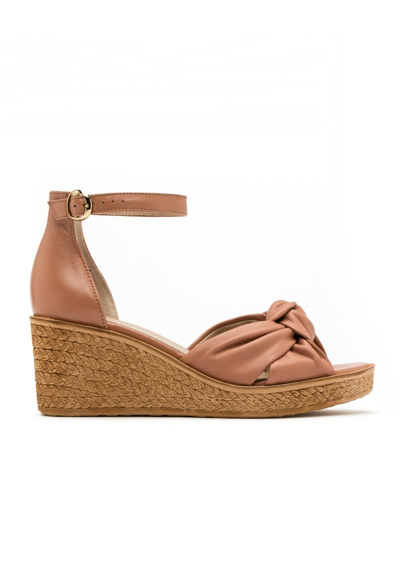 RYŁKO Sandaletter med kilklack - brudny róż/ljusrosa - Zalando.se