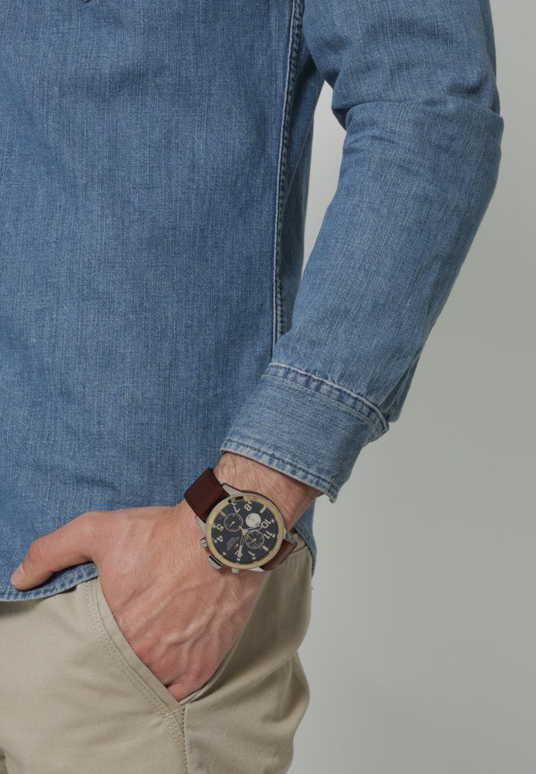 Immunisieren hoch Kollision tommy hilfiger trent watch braten ...