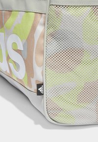 adidas Performance LINEAR DUFFEL - Sportväska - multicolor/silver/white ...