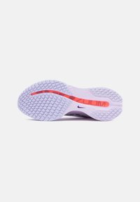 Nike Performance PEGASUS PREMIUM - Scarpe da corsa su strada - barely ...
