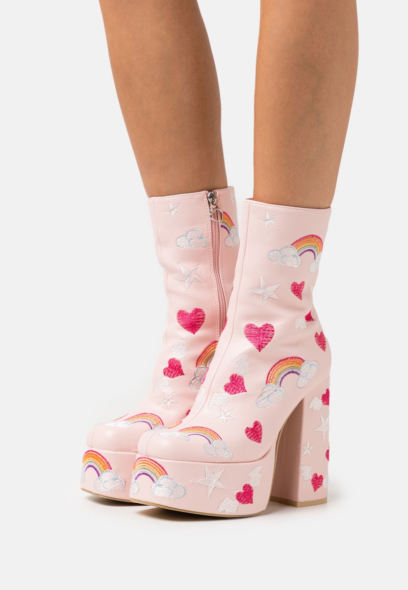 Koi Footwear SUGAR CLOUDS PLATFORM BOOTS - Platform ankle boots - pink ... Koi Footwear SUGAR CLOUDS PLATFORM BOOTS - Platform ankle boots - pink ...