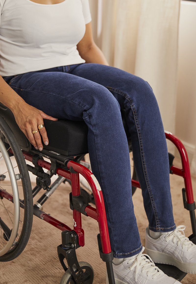 Even&Odd Slim fit jeans - blue denim - Zalando.co.uk