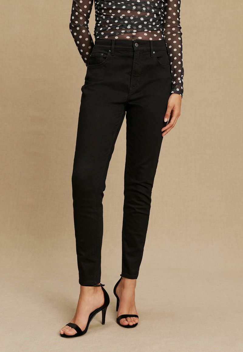 Next PETITE FIT - MID RISE STRETCH - Jeans Slim Fit - black/sort ...