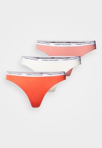 Tommy Hilfiger PREMIUM ESSENTIALS 3 PACK - Thong - crushed coral/coral clay/barely/red - Zalando