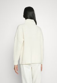 WEEKEND MaxMara LAMBERT - Strickpullover - avorio/offwhite - Zalando.at