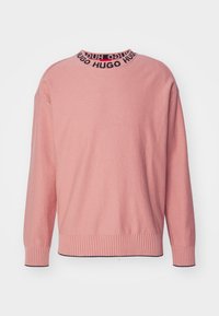 HUGO SMARLO - Strickpullover - light pastel red/lachs - Zalando.de