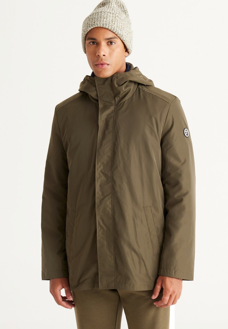 AC&CO / ALTINYILDIZ CLASSICS STANDARD FIT - Short coat - khaki - Zalando
