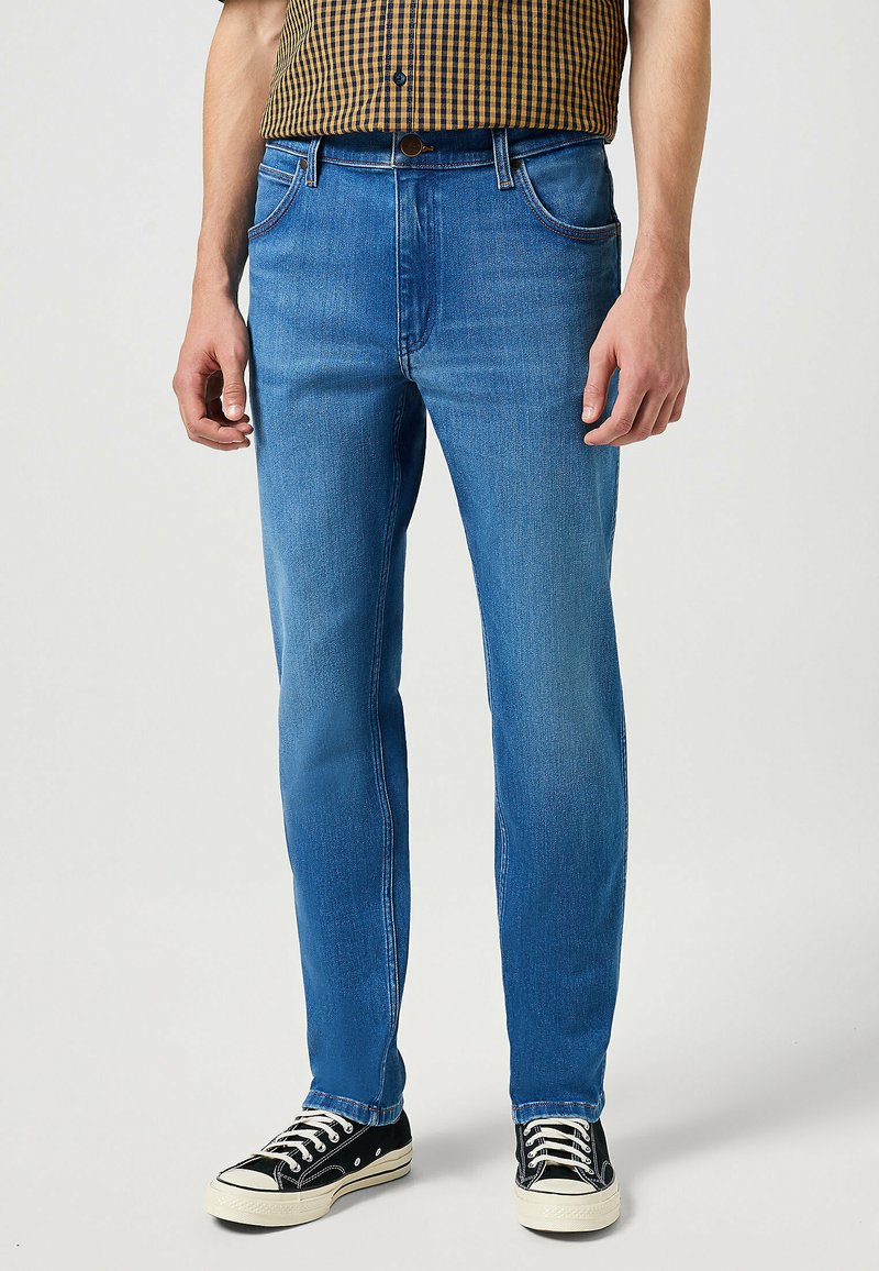 Wrangler RIVER - Jeans Slim Fit - rustic/blue denim - Zalando.de