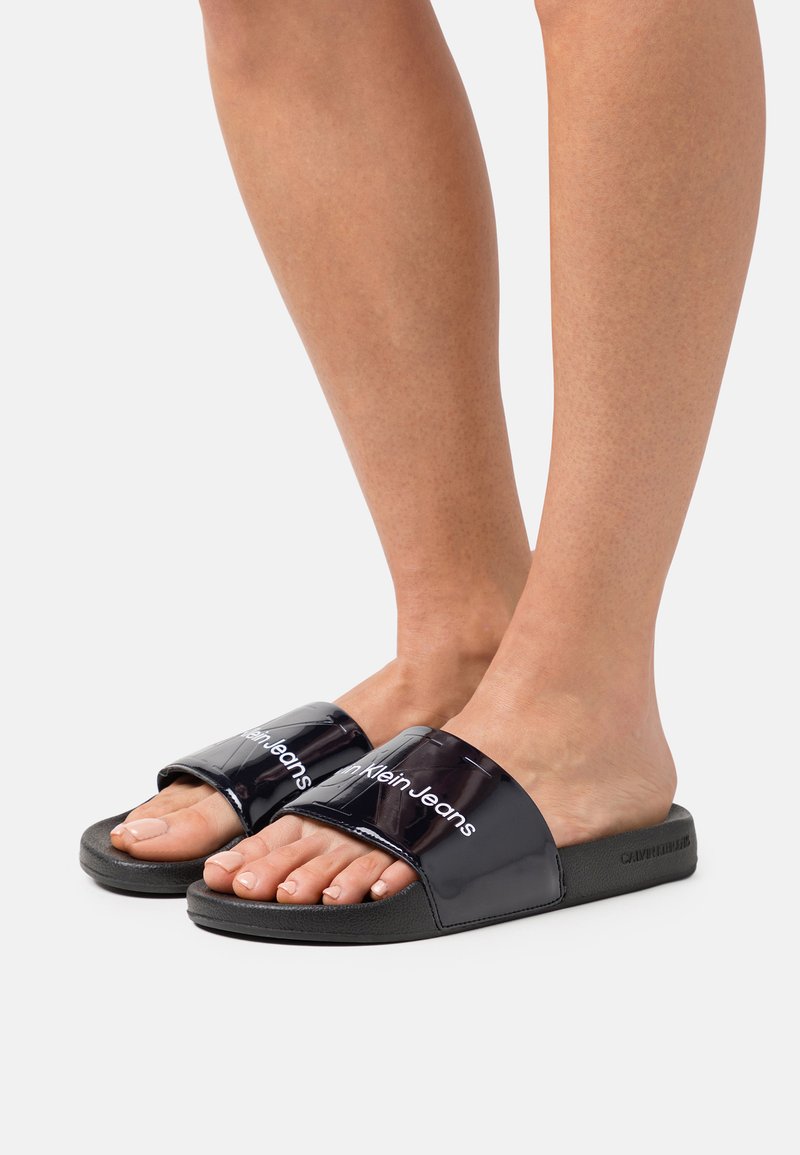 Calvin Klein Jeans SLIDE MONOGRAM - Mules - metallic blue - Zalando