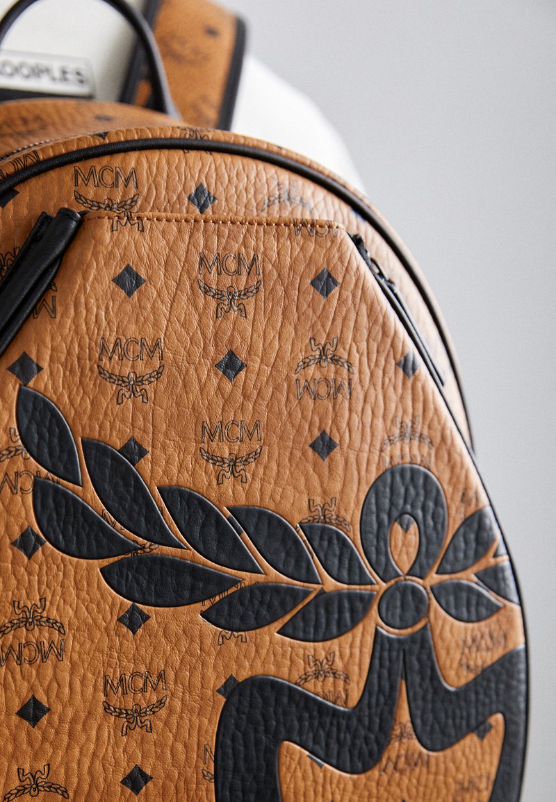 MCM STARK MEGA TENNIS BACKPACK UNISEX - Rucksack - cognac - Zalando.ie