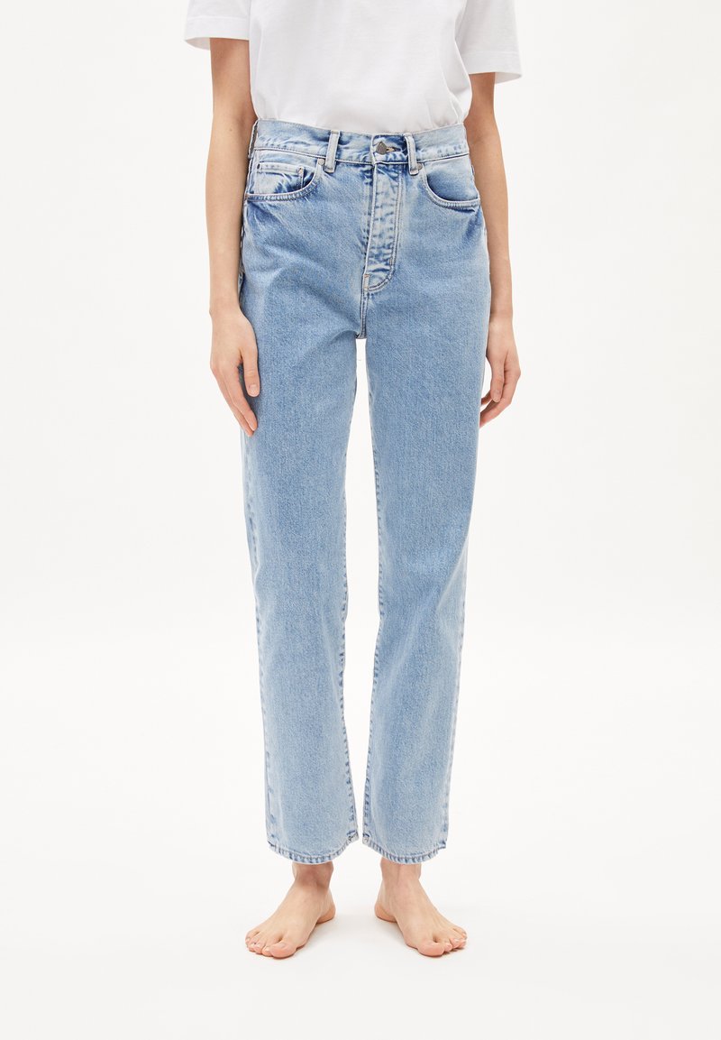 ARMEDANGELS AAIKALA - Jeans Straight Leg - light fresh blue/light-blue ...