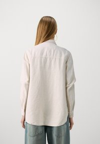 GAP EASY - Button-down blouse - sand khaki/brown - Zalando.co.uk