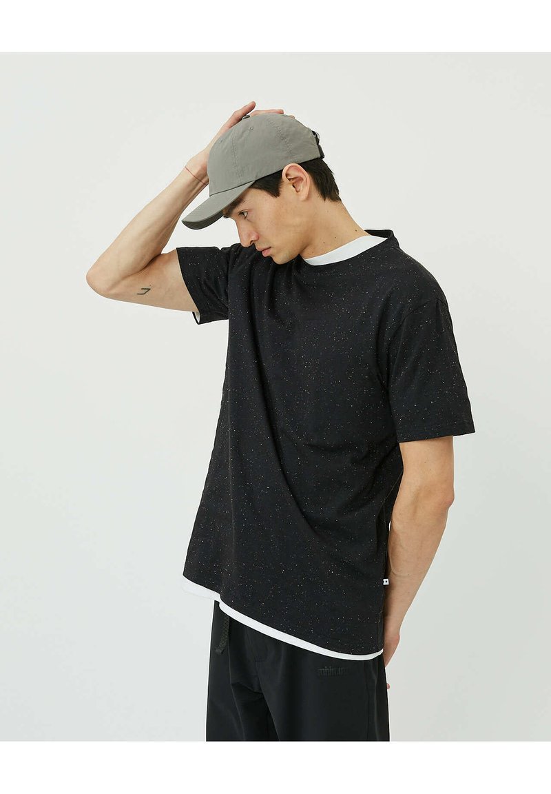 Minimum Basic T-shirt - black - Zalando.ie