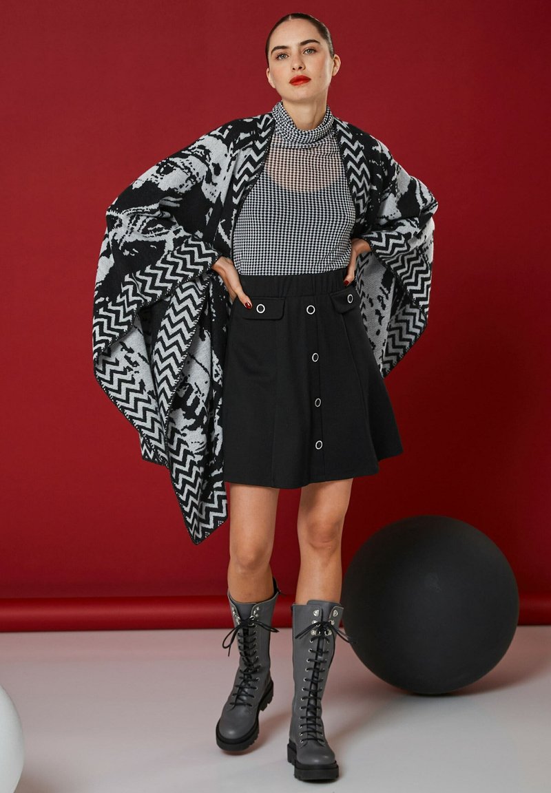 Sienna ROCK - A-line skirt - schwarz/black - Zalando.de