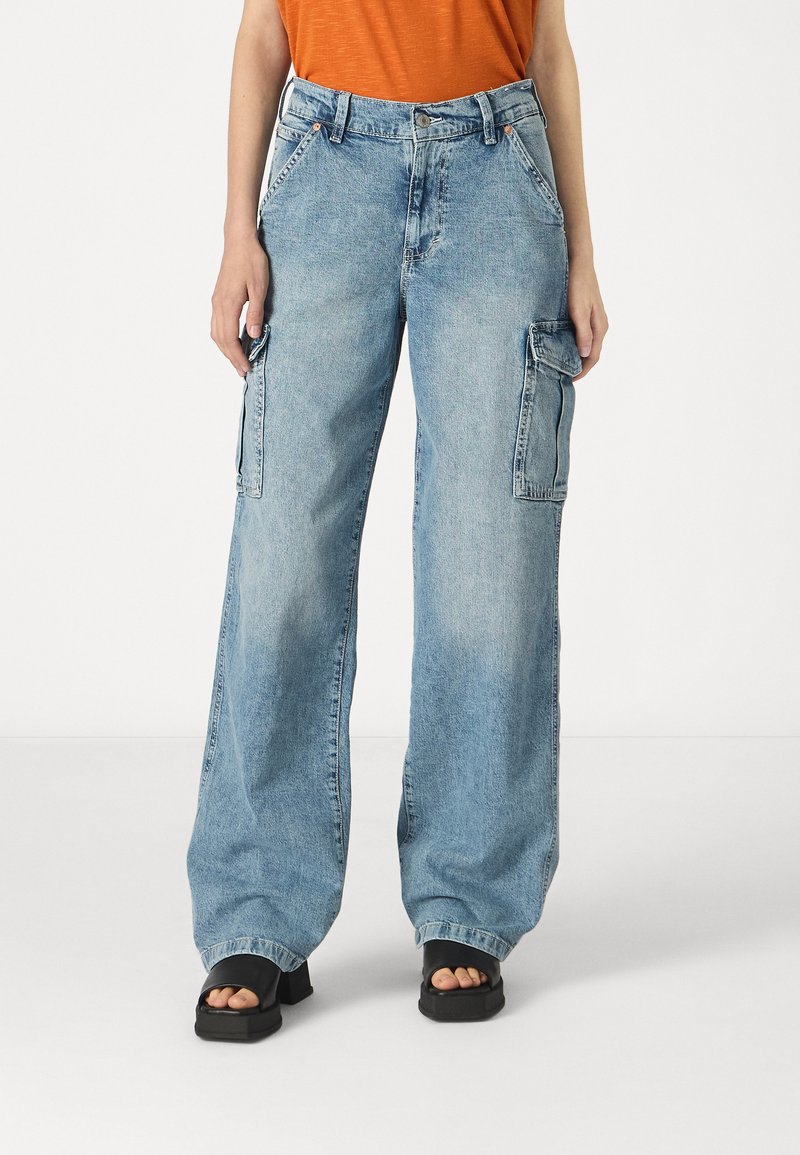 GAP 90S LOOSE FIT CARGO GALLOWAY - Relaxed fit -farkut - light indigo ...