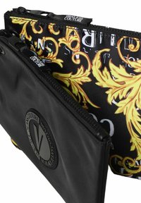 Versace Jeans Couture Trousse de toilette - nero/noir - ZALANDO.FR