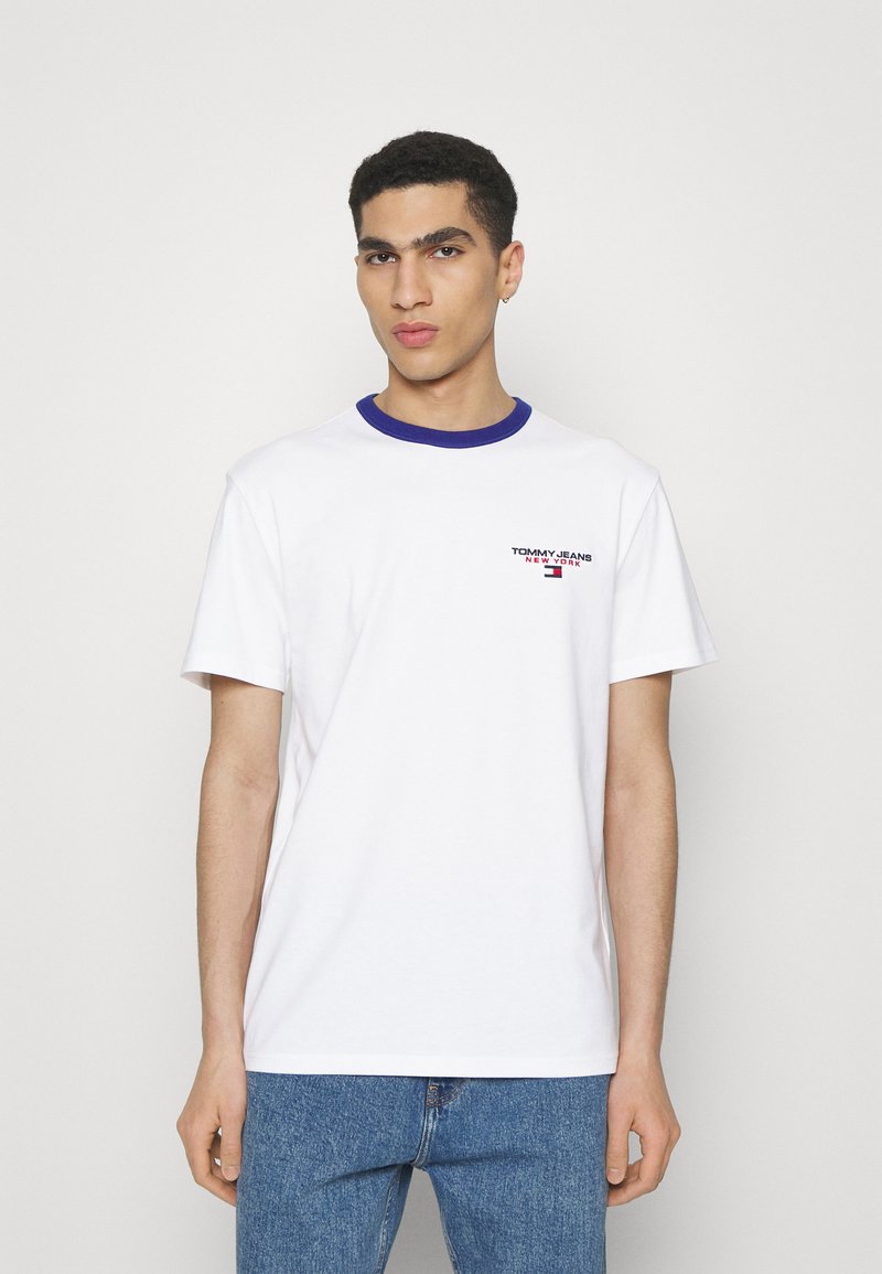 Tommy Jeans CONTRAST COLLAR TEE - Print T-shirt - white - Zalando.co.uk