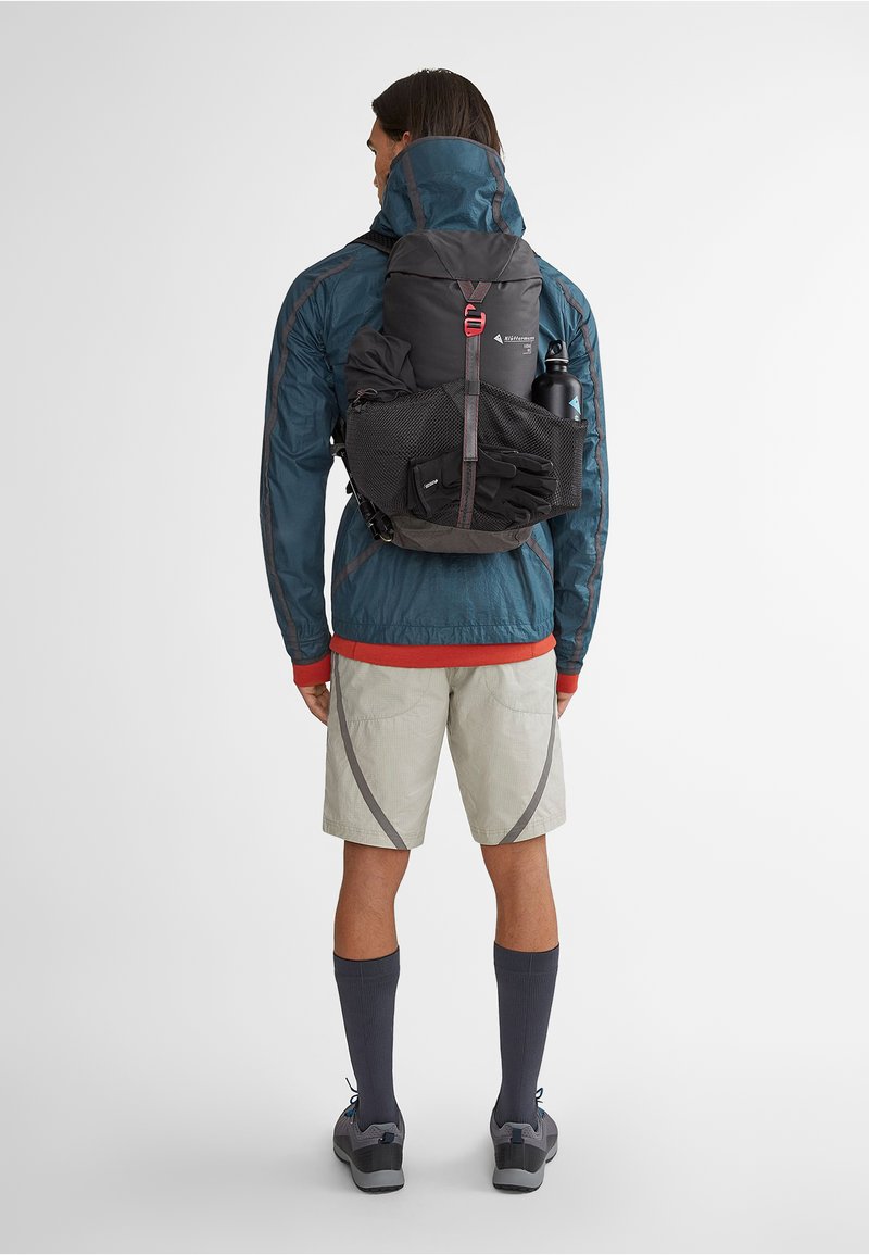 Klättermusen FJÖRM BACKPACK 18L - Tagesrucksack - raven/schwarz ...