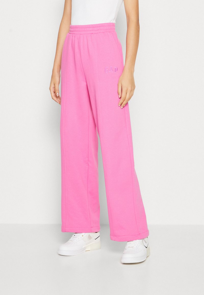 GAP LOGO WIDE LEG PANT - Pantalones deportivos - standout pink/rosa ...