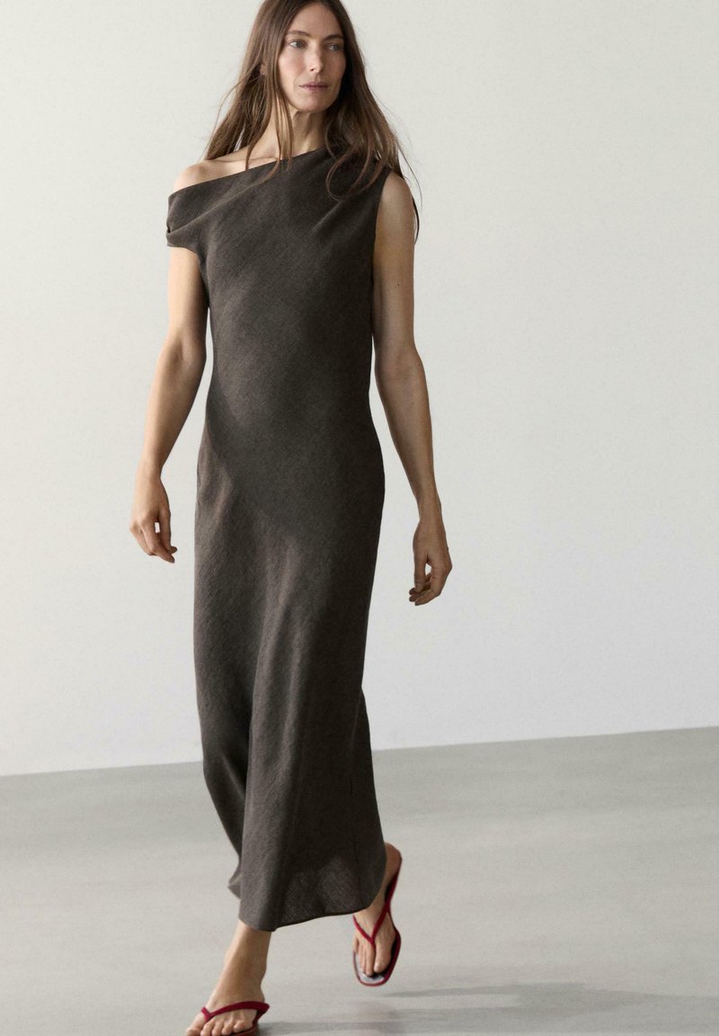 Massimo Dutti Maxi dress - grey - Zalando