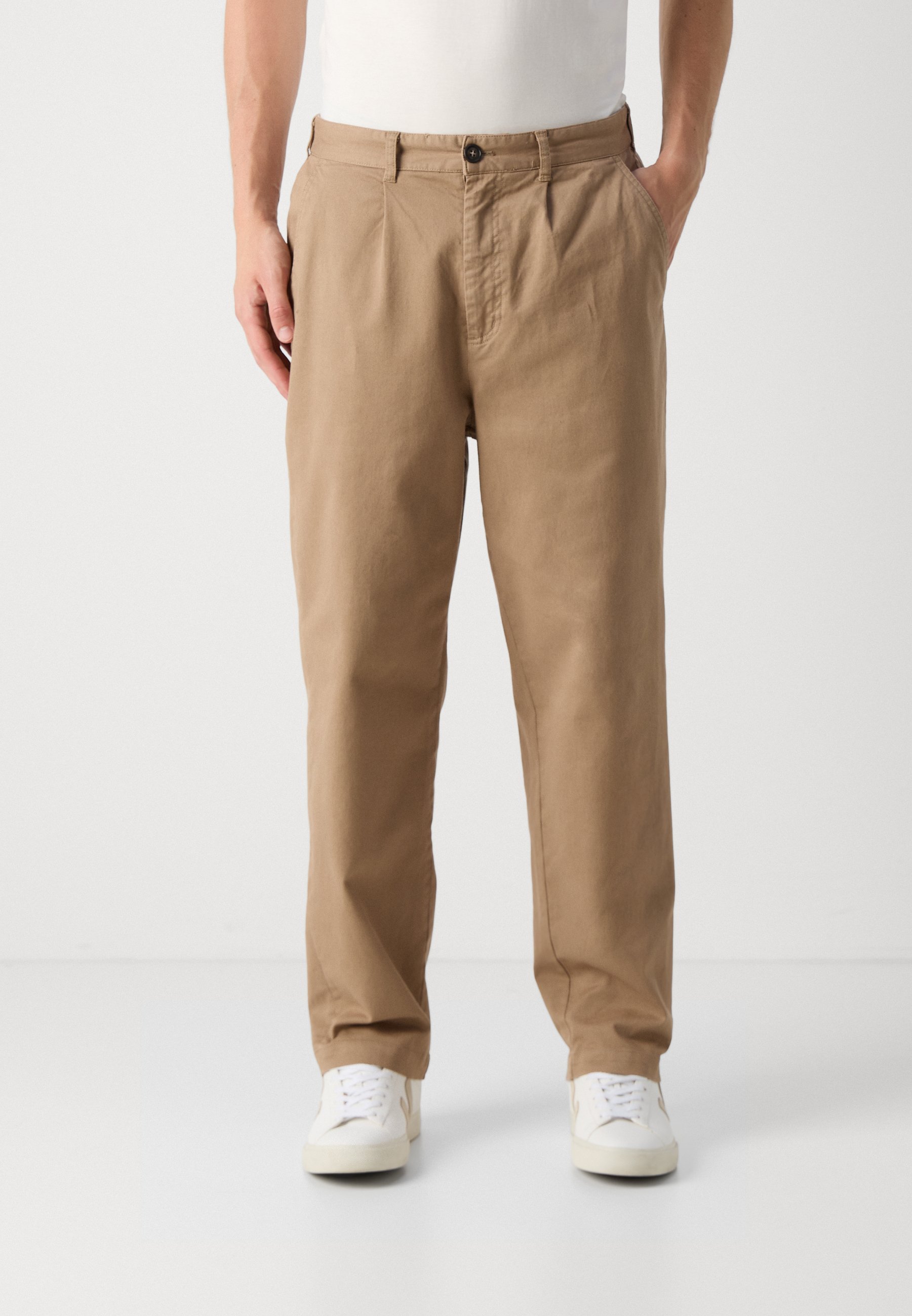 Barbour RELAXED FIT Chinos stone Zalando