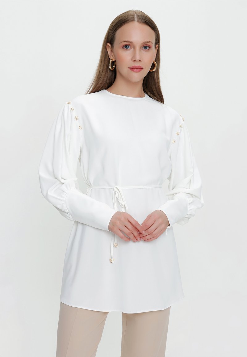 Armine BELTED - Blouse - white - Zalando.de