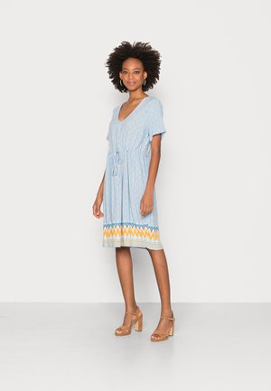 Cream | feminine Damenmode mit verspielten Details | ZALANDO