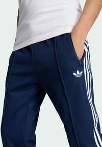adidas Originals CLASSIC - Trainingsbroek - night indigo/donkerblauw - Zalando.nl
