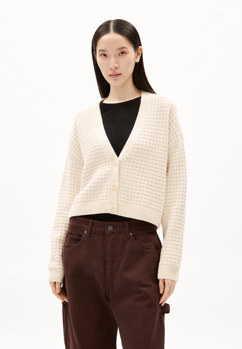 ARMEDANGELS DAMIRAA LANACOT - Strickjacke - oatmilk/braun - Zalando