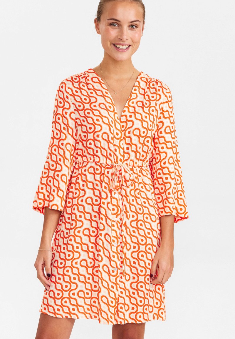 Nümph NURUBY - Hverdagskjole - cherry tomato/rød - Zalando.dk