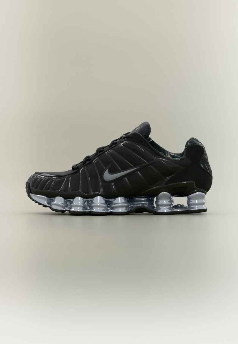Nike Sportswear SHOX TL UNISEX - Baskets basses - black/dark smoke grey ...