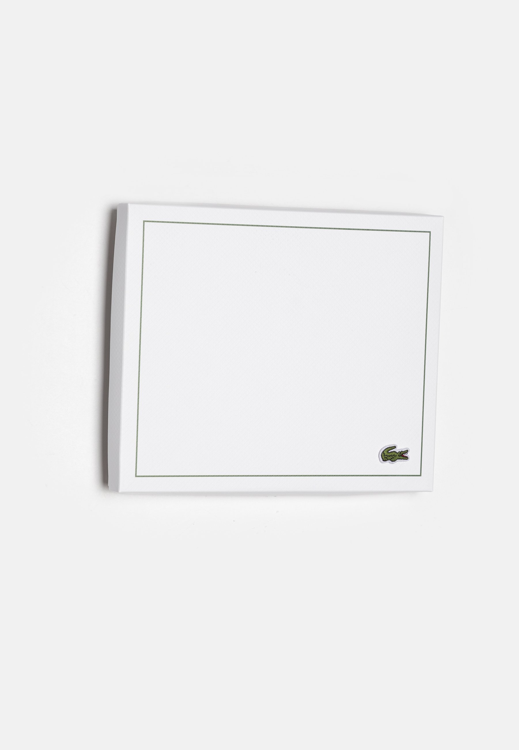 Lacoste gift box store