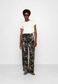 GANT TONAL SHIELD - T-Shirt basic - off white/offwhite - Zalando.ch