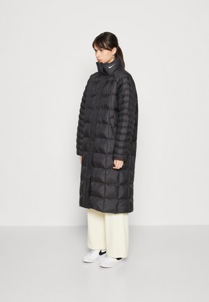 Nike Sportswear CLASSIC PARKA - Abrigo de invierno - white/black/blanco ...