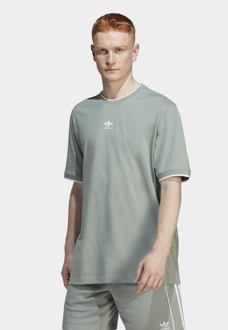 adidas Originals ESS - T-Shirt print - silver green/grün - Zalando.ch