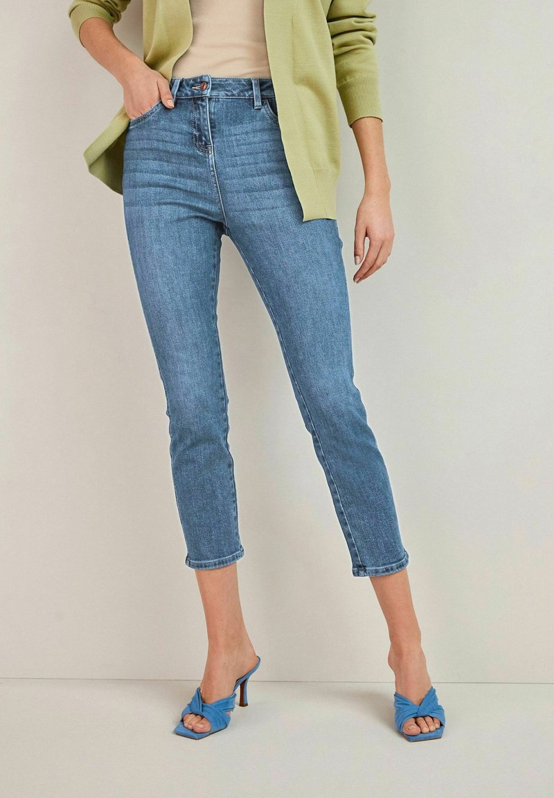 Next CROPPED - Jeans Slim Fit - mid blue/hellblau - Zalando.de