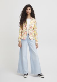 ICHI IHKATE PRINT - Blazer - multi colour aop/orangemeleret - Zalando.dk