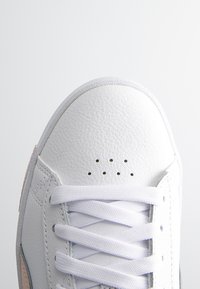 Puma JADA RENEW - Sneakers basse - puma white island pink-puma silver ...