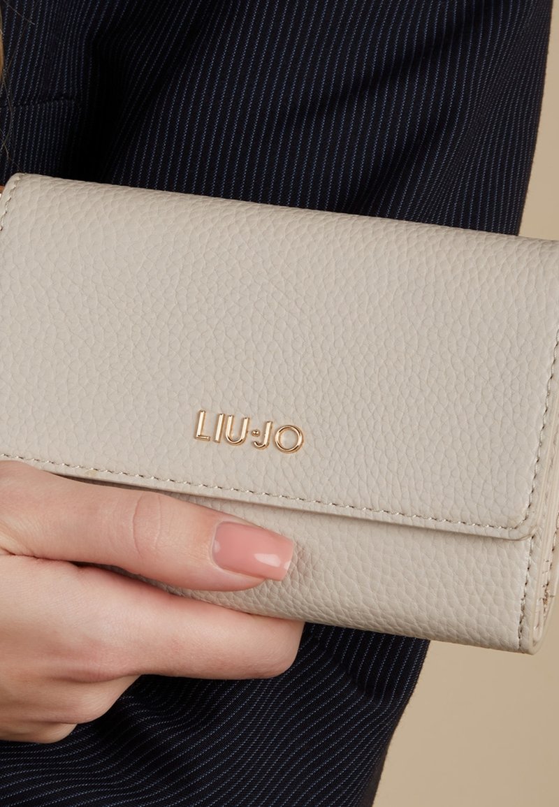 LIU JO Geldbörse - beige - Zalando.de
