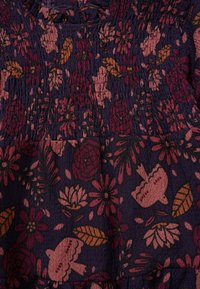 miss BLÄTTER XT - Forro polar - schwarz weinrot c/negro - Zalando.es