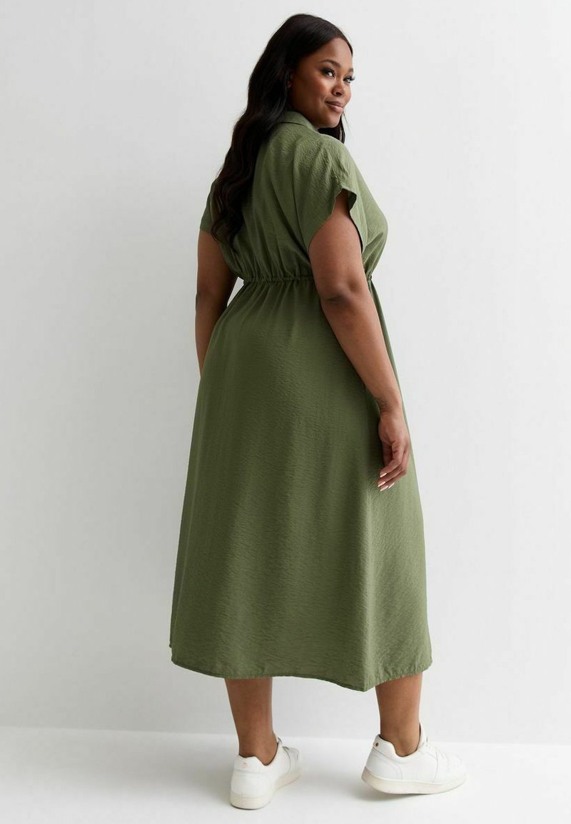 New Look CURVES MIDI - Robe chemise - khaki/kaki - ZALANDO.FR