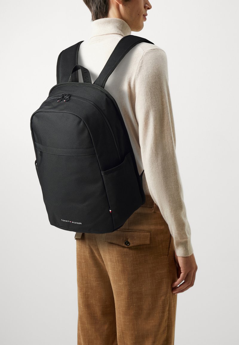 Tommy Hilfiger BACKPACK UNISEX - Rucksack - black - Zalando.ie