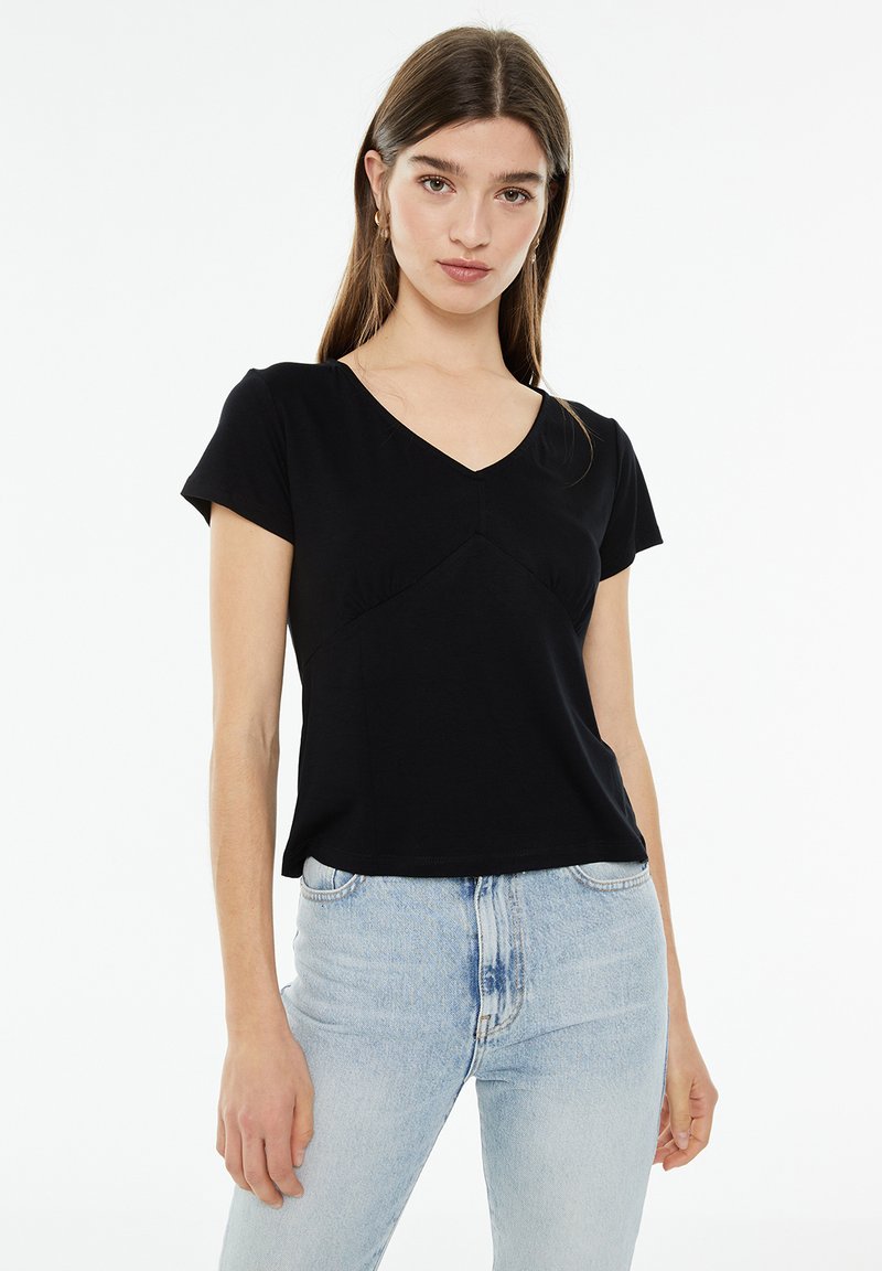 System Action Basic T-shirt - black - Zalando.ie