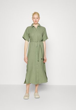 Lauren Ralph Lauren Petite TYCENDA SHORT SLEEVE DAY DRESS - Vestido camisero - refined navy/azul ...