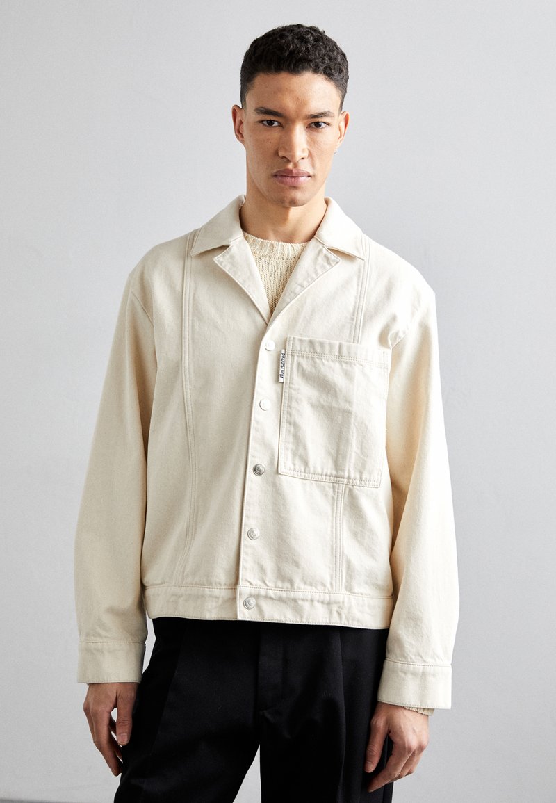 Won Hundred AMIR - Denim jacket - off white/off-white - Zalando.de