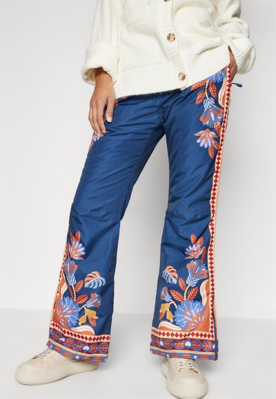 Farm Rio NATURE BEAUTY PANTS - Ski pants - blue/multi-coloured ...